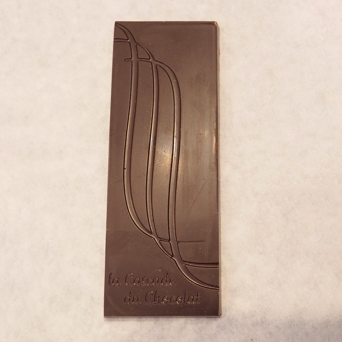33% Madagascar Milk Chocolate Bar | Curio Artisan Chocolate
